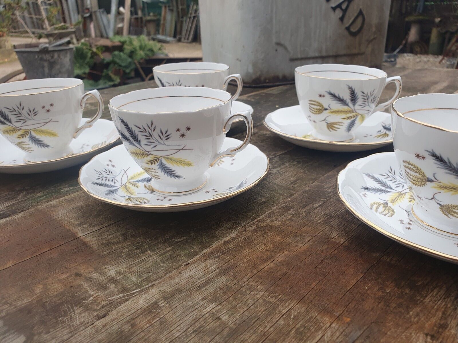 Colclough Stardust Bone China Afternoon Tea Cups & Saucers X 6 Gold ...