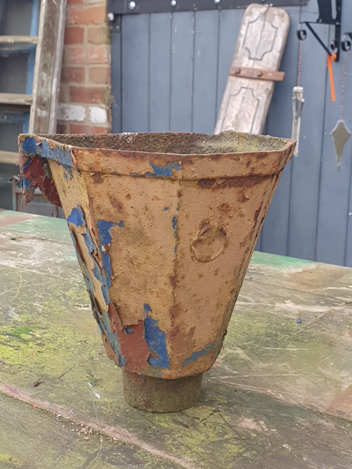 Vintage Victorian Cast Iron Wall Garden Planter Rain Hopper | Drakelow ...