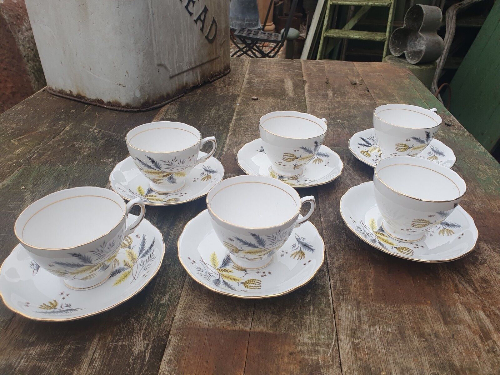 Colclough Stardust Bone China Afternoon Tea Cups & Saucers X 6 Gold ...