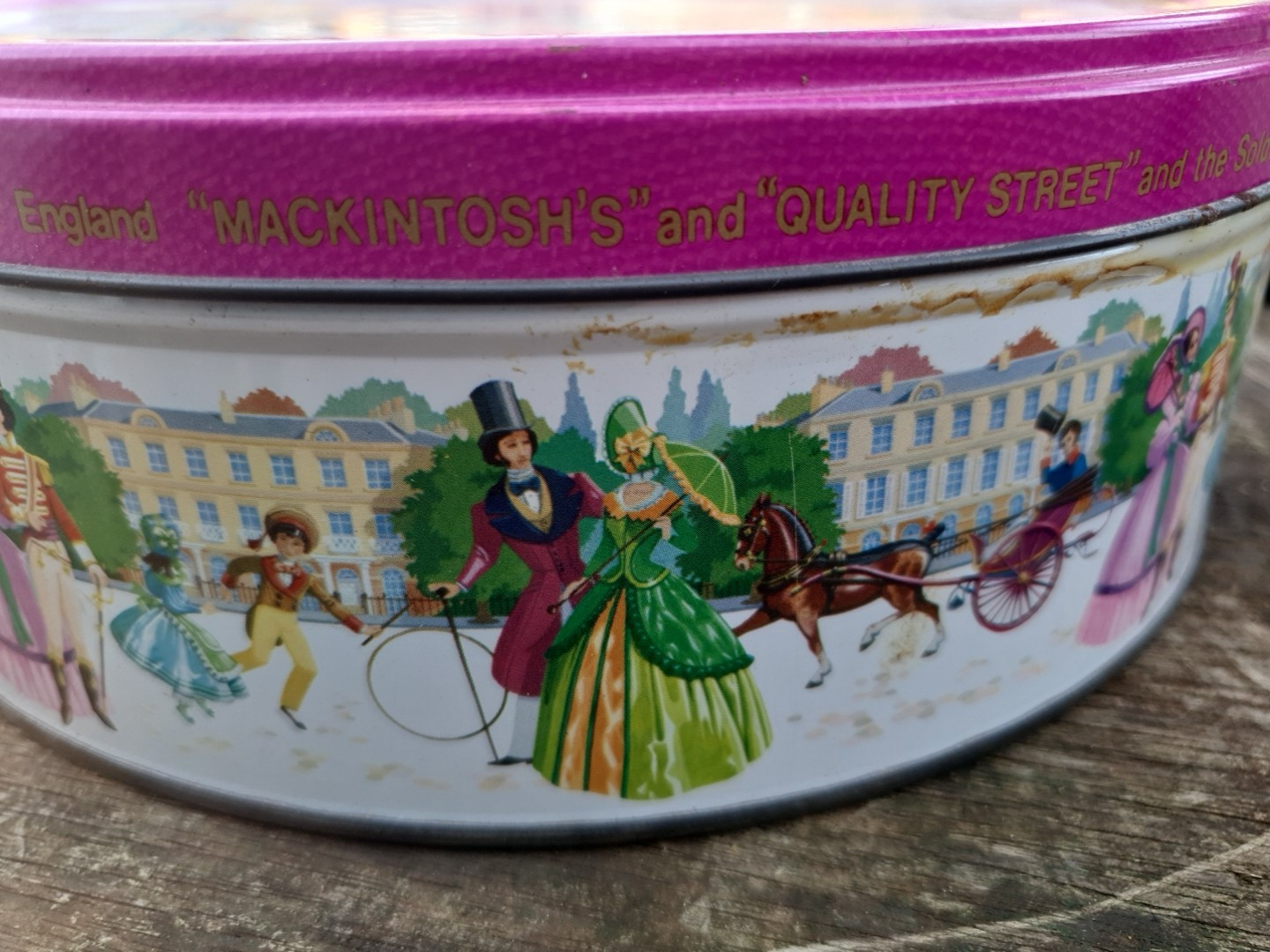 Rowntree Mackintosh Quality Street Soldier & Lady Device Outing & Dog ...
